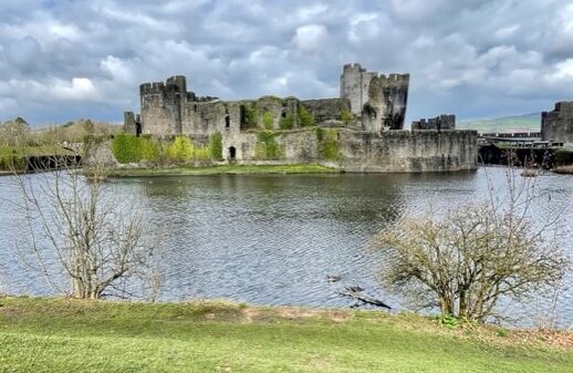 Caerphilly History - The Heritage Hiker’s Guide to Caerphilly